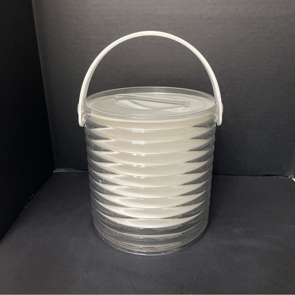 Sally Designs USA | Dining | Vtg Sally Designs Usa Lucite White Ice ...